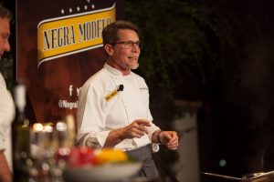 Rick Bayless' Slow Cooker Lamb Barbacoa ⋆ White Lights on Wednesday